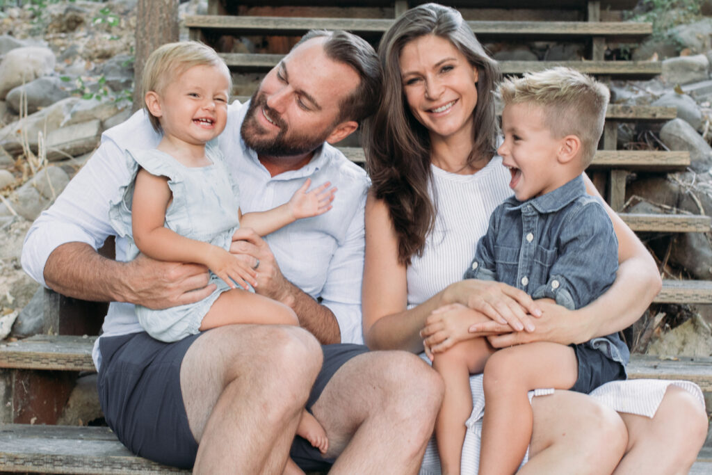 Hugh & Grace The Routine Review - Kim & Kalee